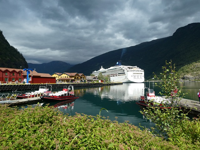 Flam Cruise Holidays | Cruises To Flam | Flåm Port Guide